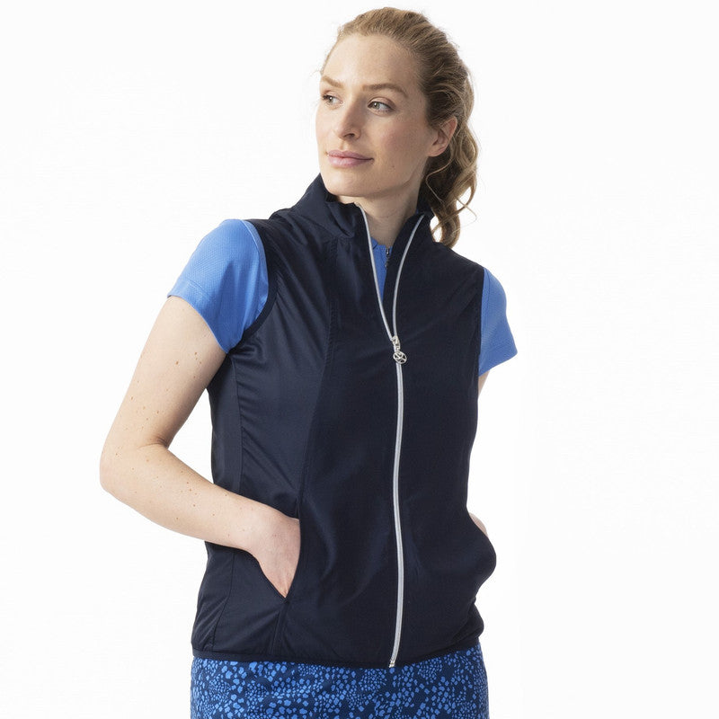 Daily Sport Mia Sleeveless Wind Vest – Peanuts and Golf