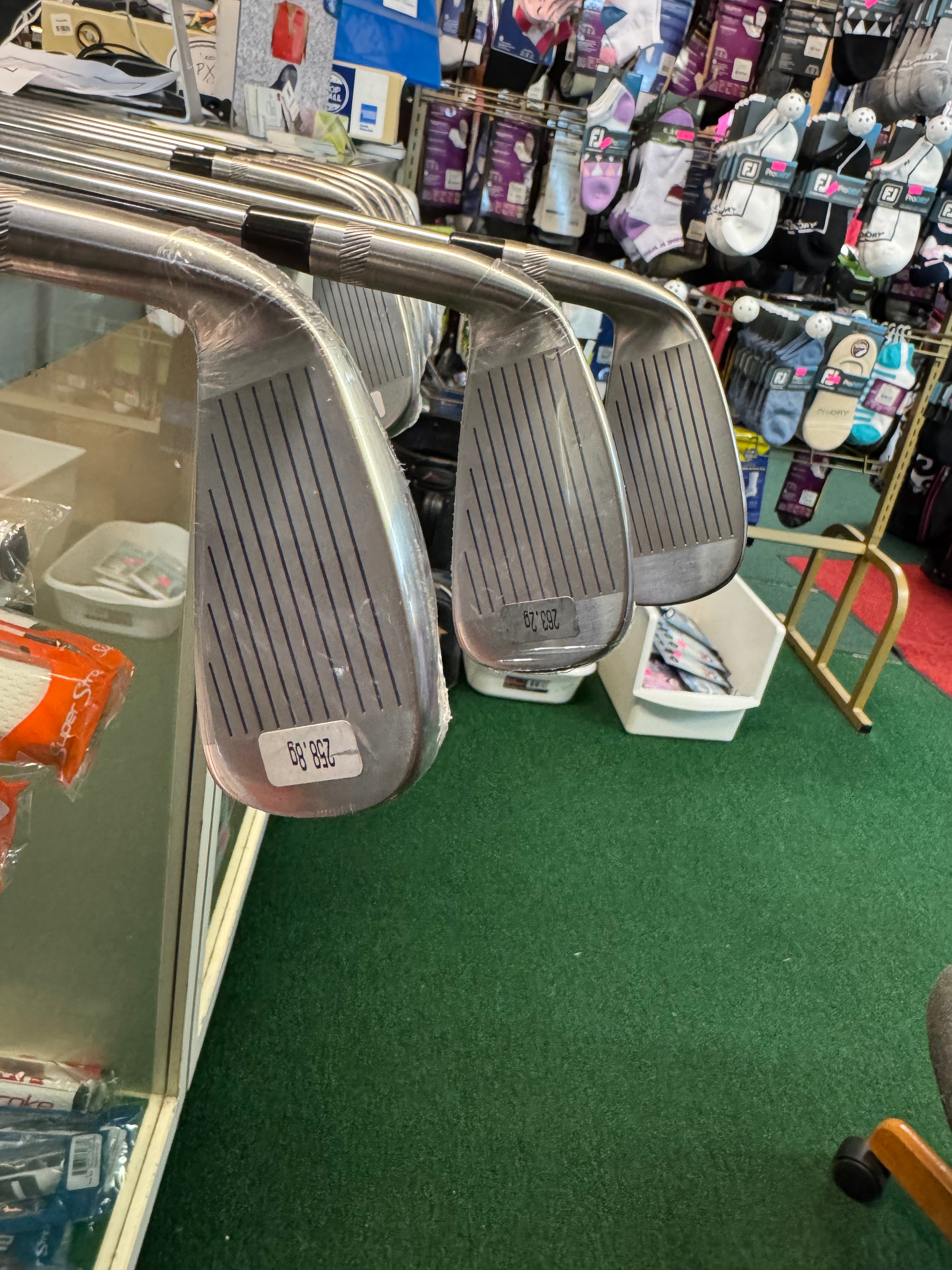 Men's Sub 70 799 Hybrid Iron Set || Peanuts and Golf