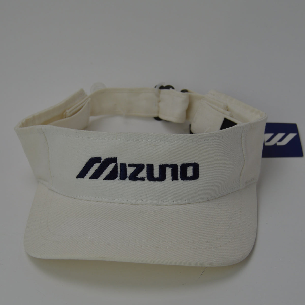 Mizuno Adjustable Golf Visor – Peanuts and Golf